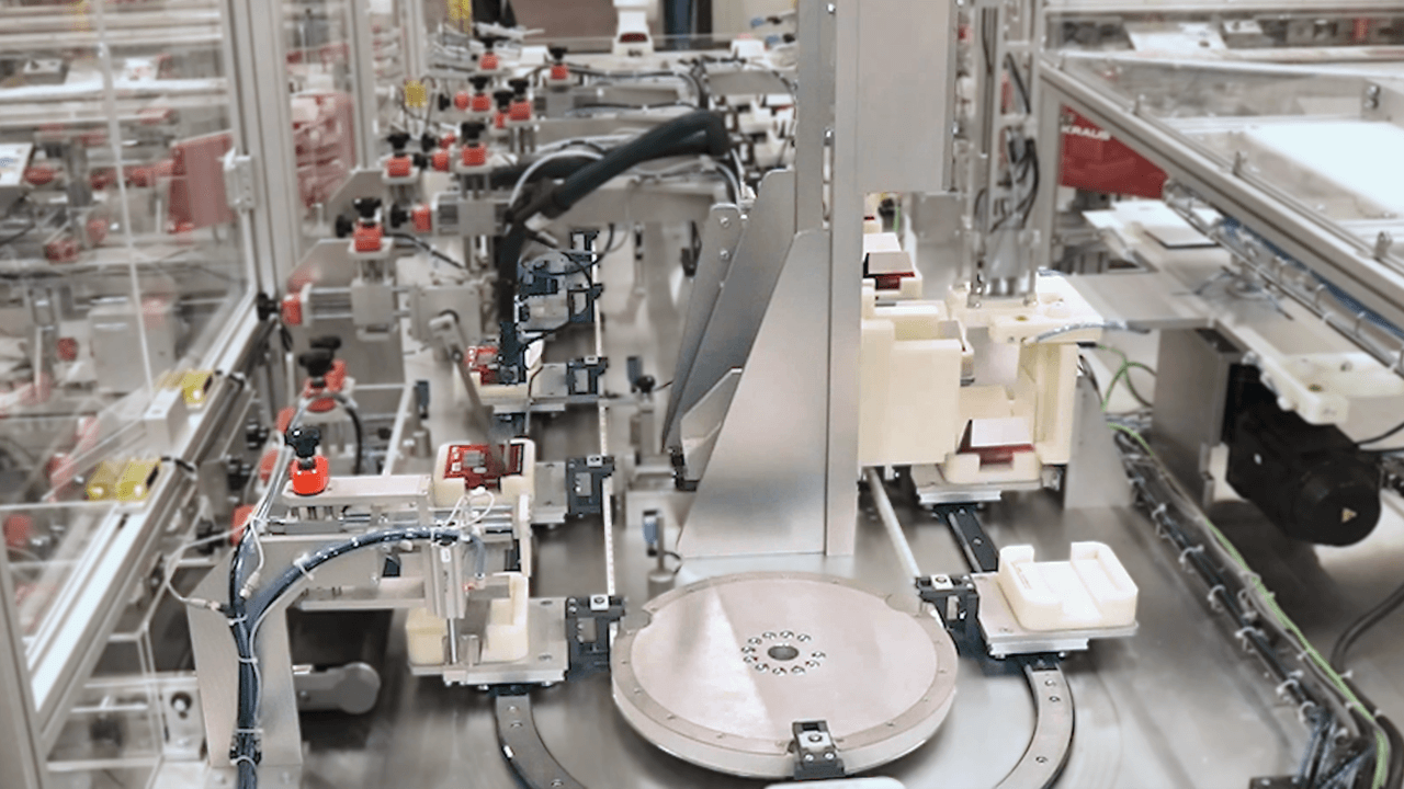 Guitar String Packaging | PRT2 Track System - HepcoMotion India